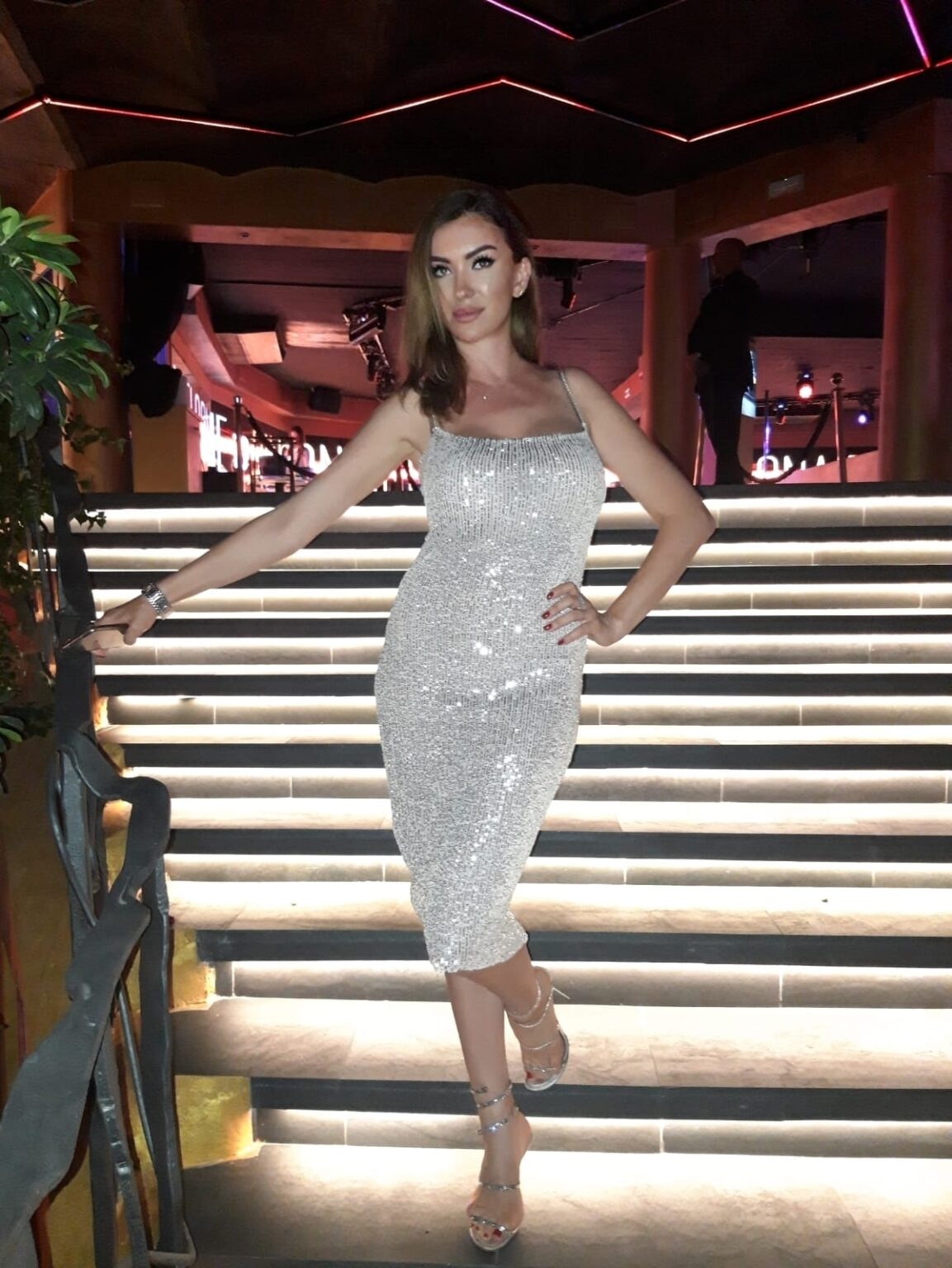 Chi è Laura Turcan? | L'Arte di LAURA TURCAN